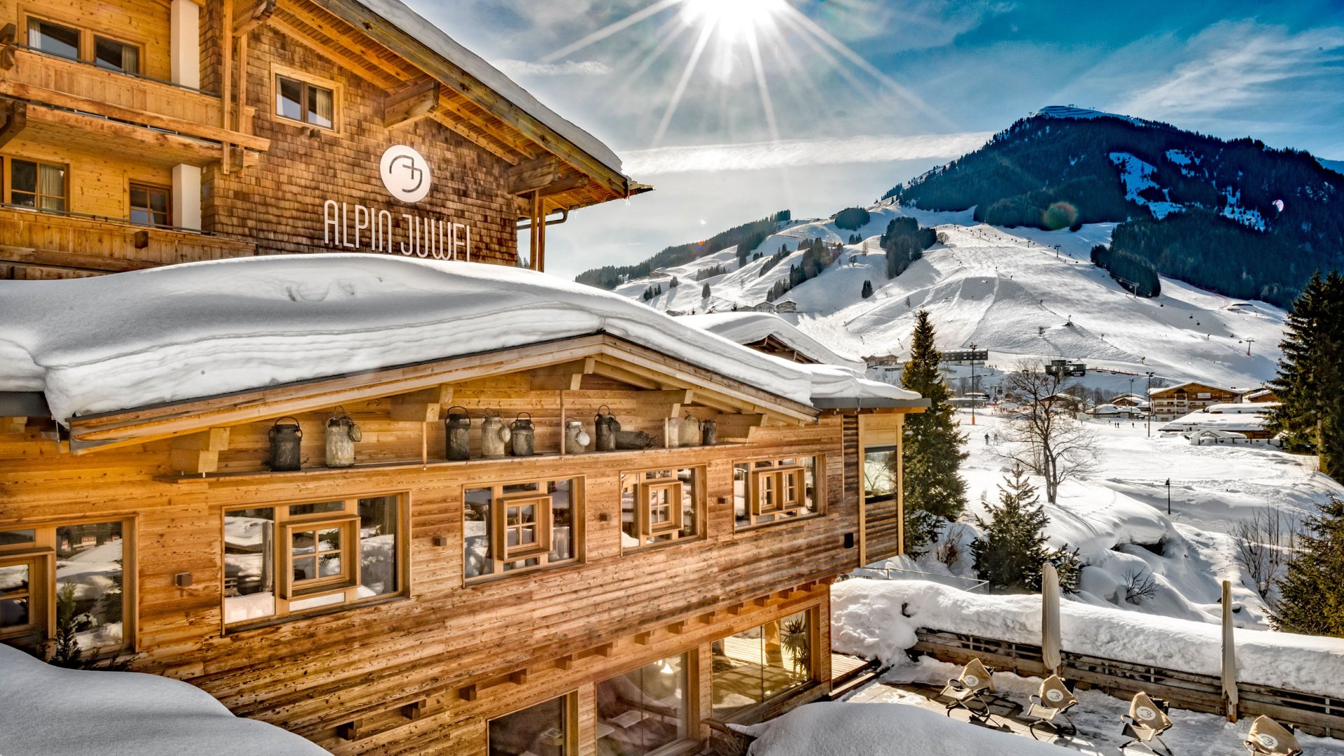 Hotel Saalbach Hinterglemm - 4 Stars Superior Spa Hotel Alpin Juwel